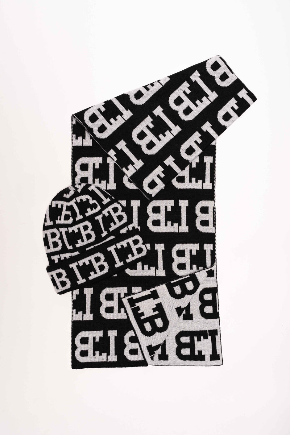 HAT & SCARF SET – INSIDE THE BALLER
